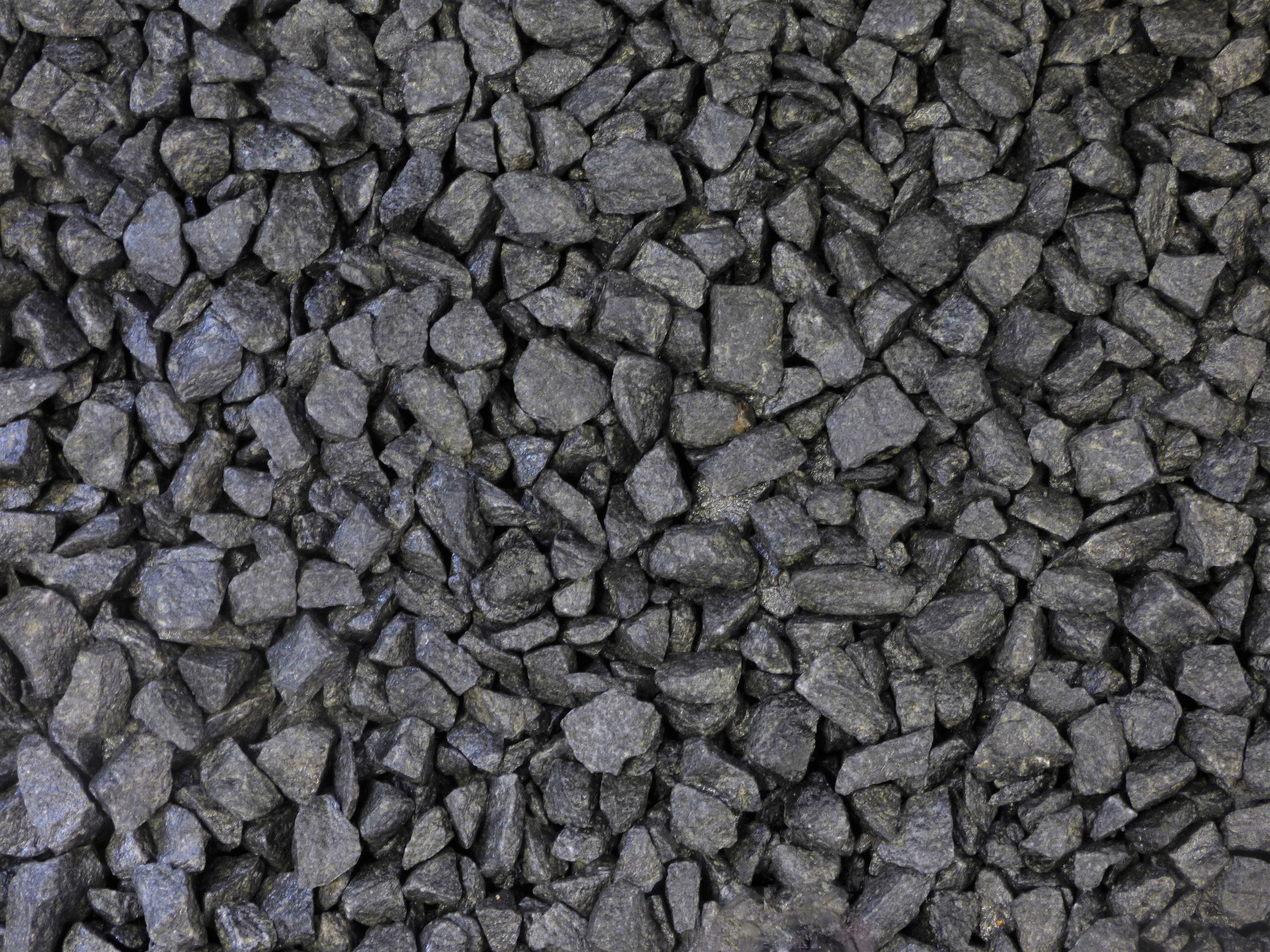BULK BAG 20MM BLACK BASALT GRAVEL