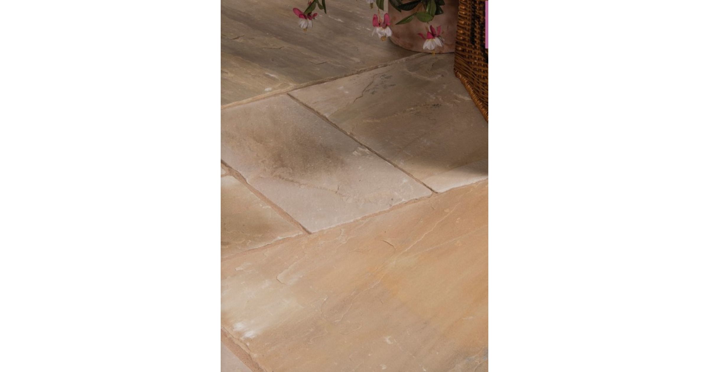 600 X 600 X 22MM RIPPON BUFF SANDSTONE CALIBRATED PAVING (BLUE MARK)