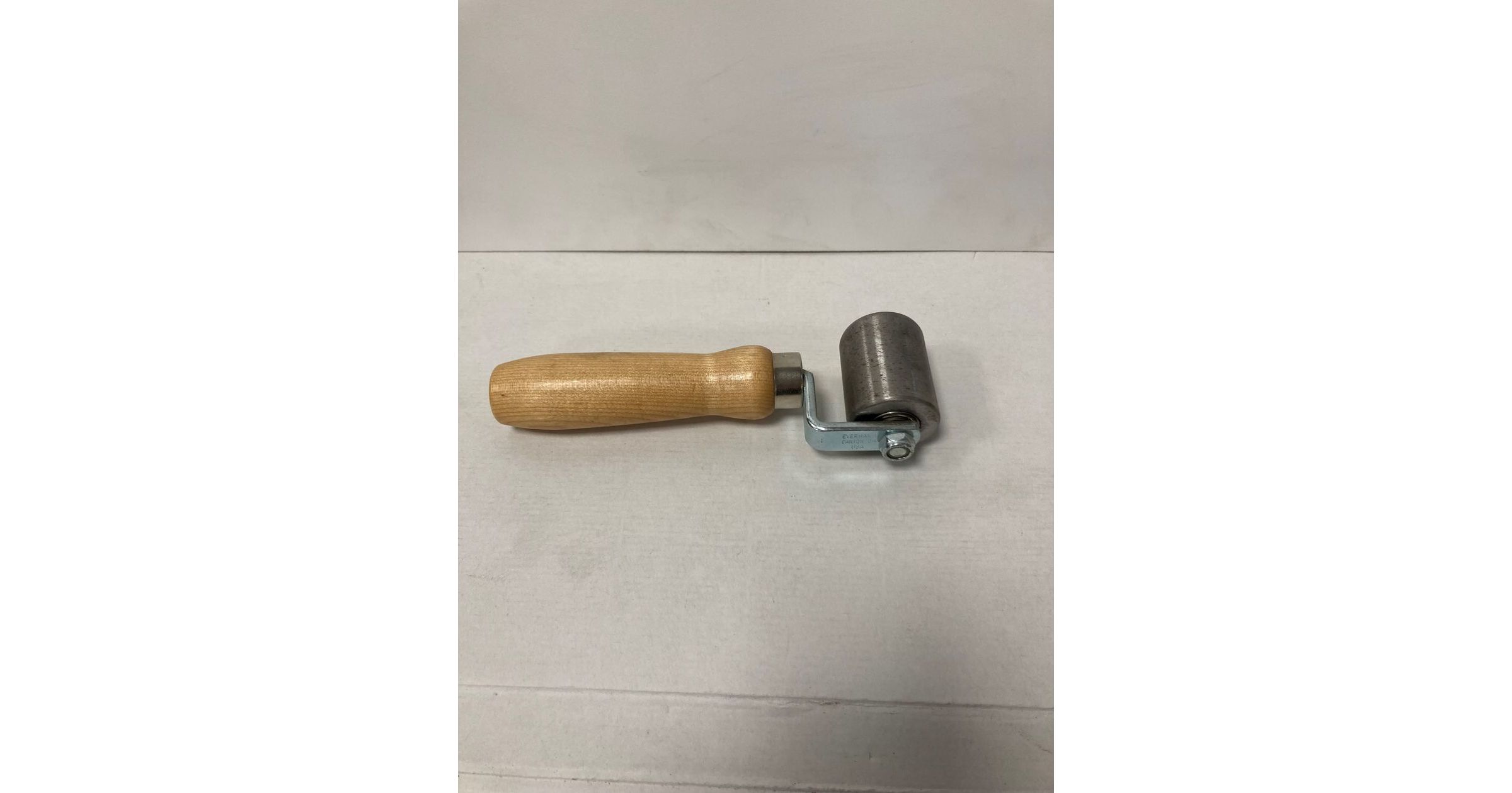EPDM 50MM STEEL HAND ROLLER