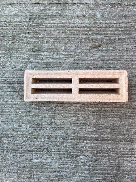 215 X 65MM (9" X 3") BUFF LOUVRED AIRBRICK