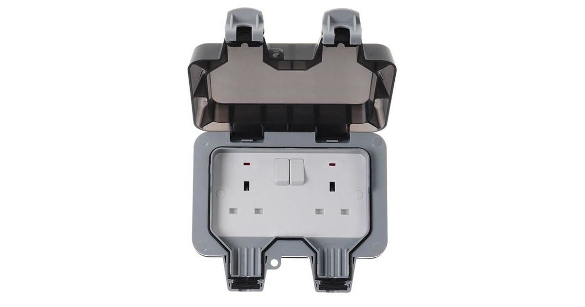 13A 2 GANG DOUBLE POLE SWITCHED SOCKET WEATHERPROOF (WP22-01)